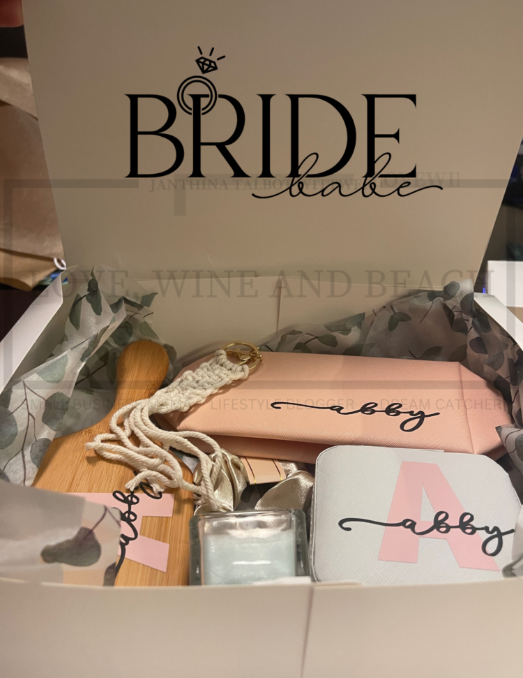 Best Bridal & Bachelorette Gifts - Love Wine and Beach